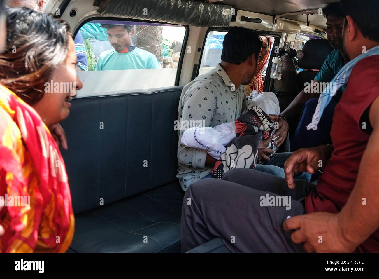 Ari acute respiratory infection hi-res stock photography and images - Alamy