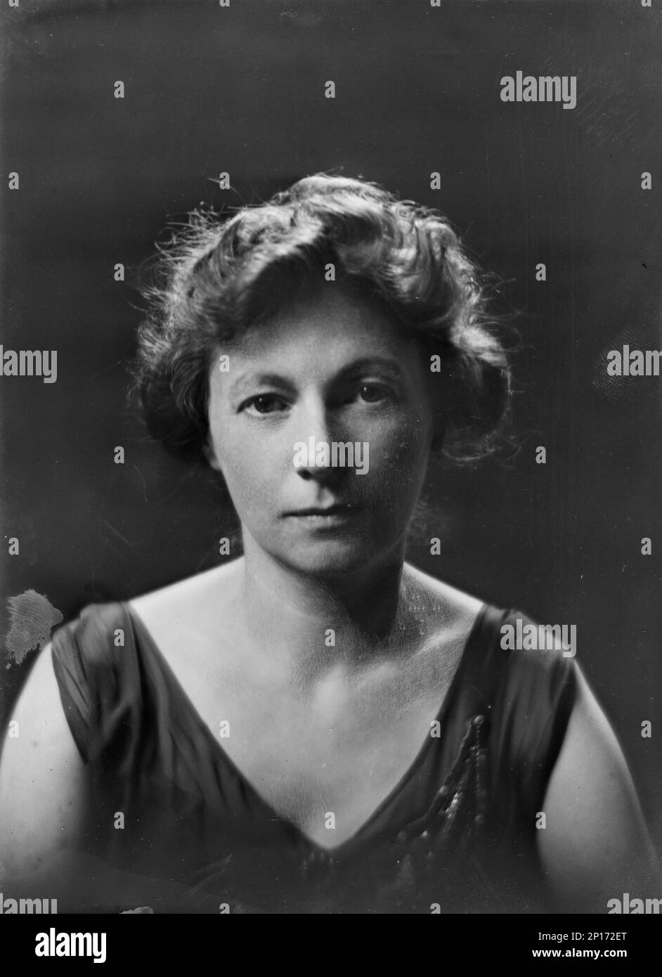 Mrs. M.A. Stuart, portrait photograph, 1919 Sept. 15 Stock Photo - Alamy