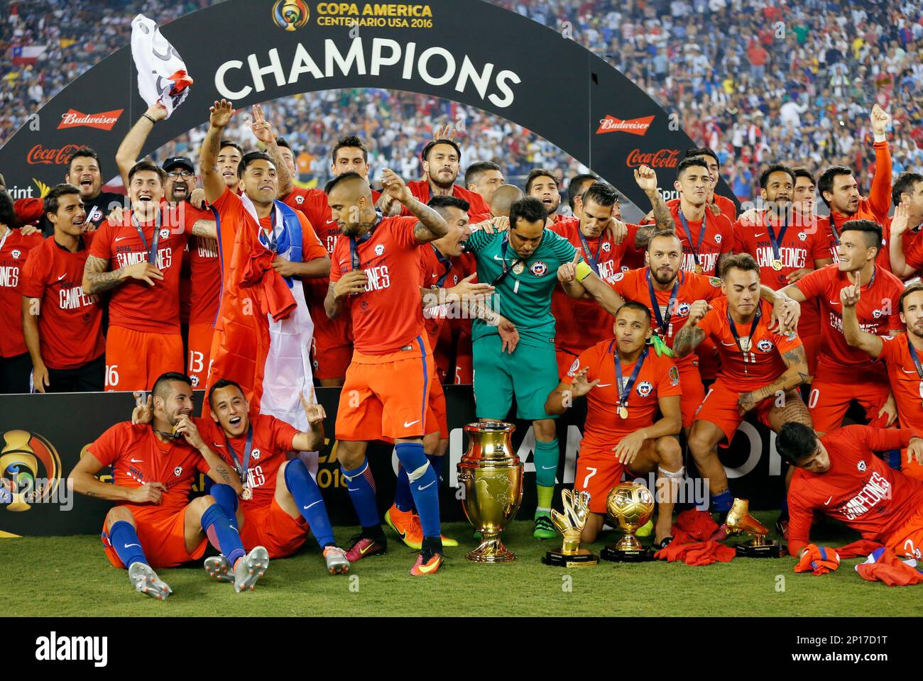 2016 copa america centenario final hi-res stock photography and images ...