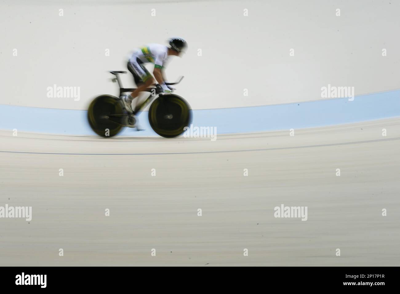 Rio de Janeiro, Brazil - 26/06/16 -JOGOS OLIMPICOS RIO 2016 - Ciclista ...