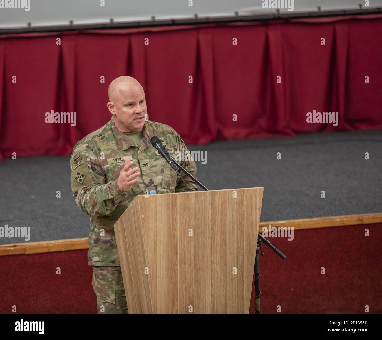 U.S. Army Col. Damon Wells, incoming commander of the 4th Infantry ...