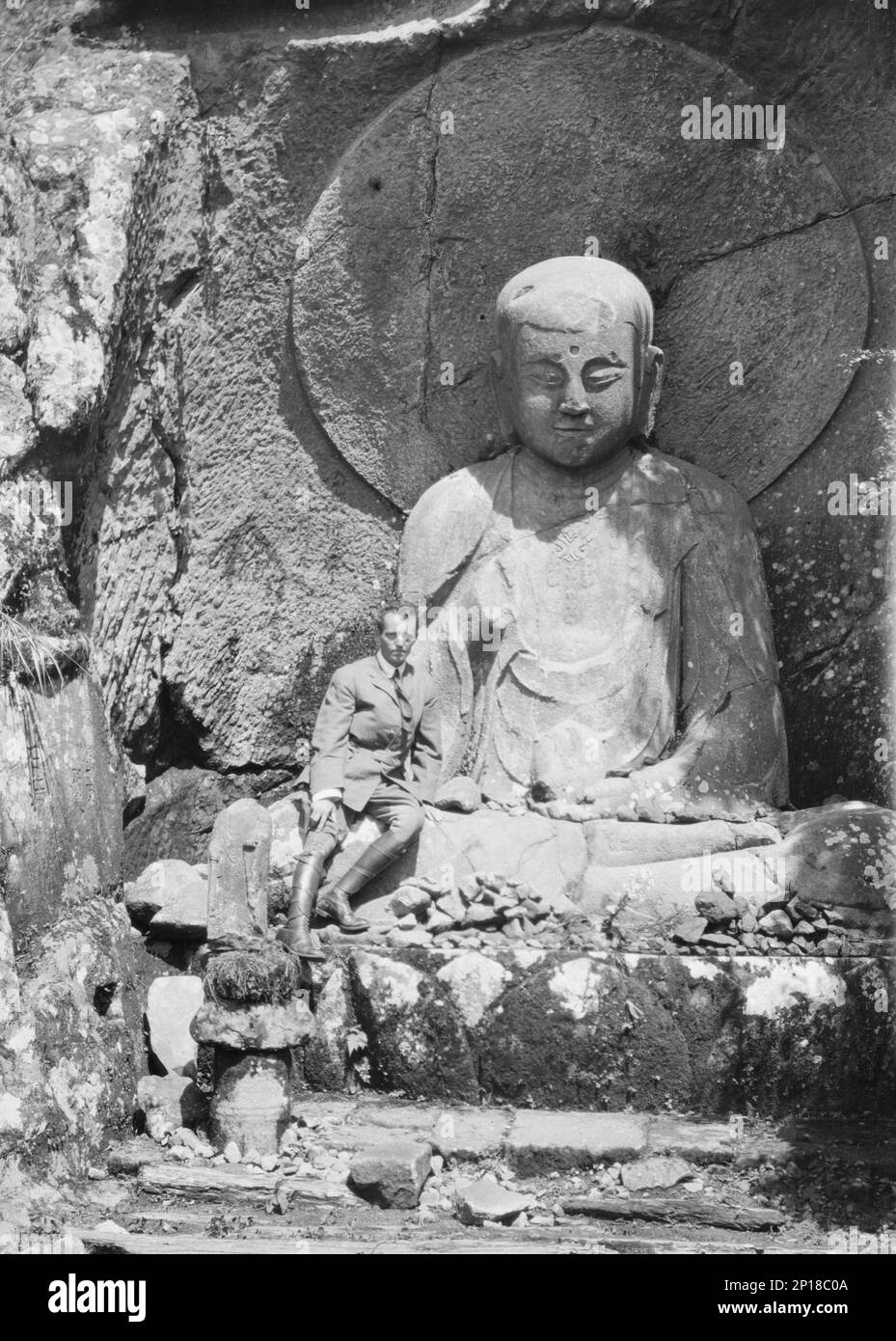 Travel traveller Black and White Stock Photos & Images - Alamy