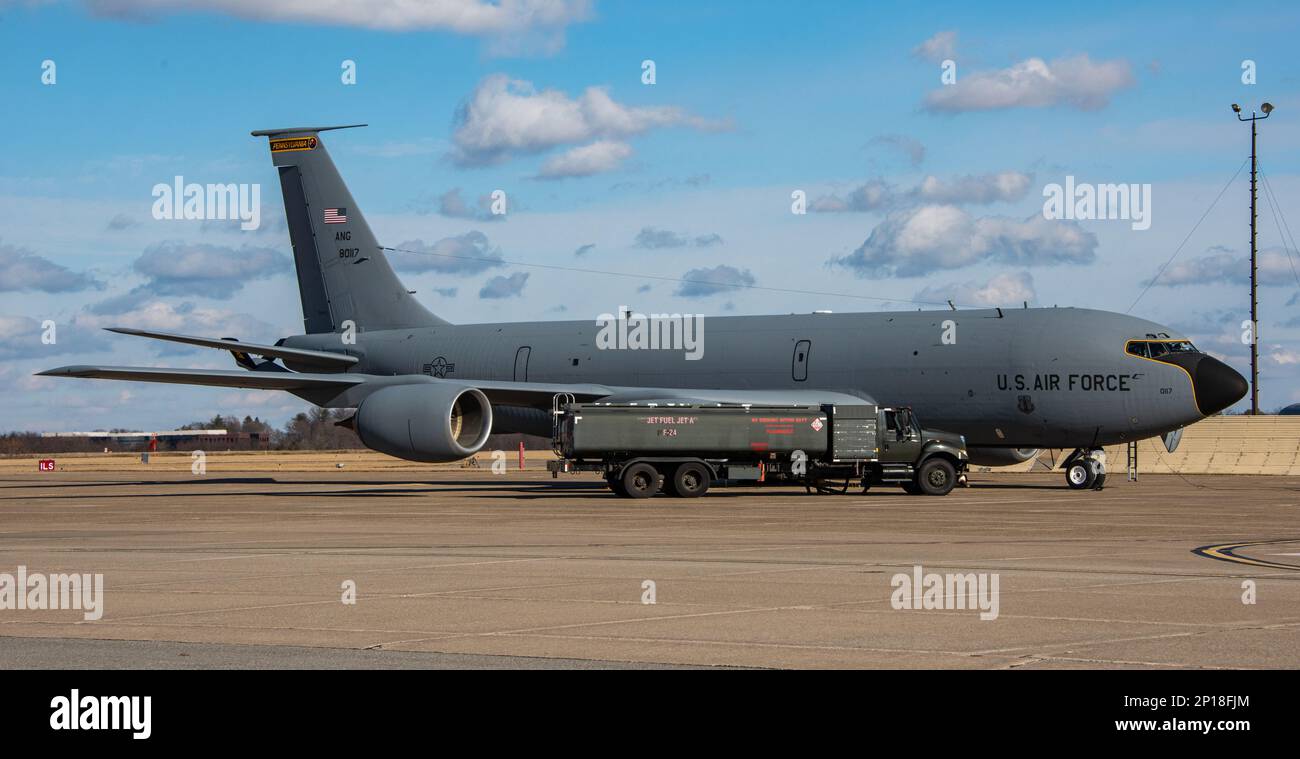 A KC-135 aircraft assigned to the 171st Air Refueling Wing near ...