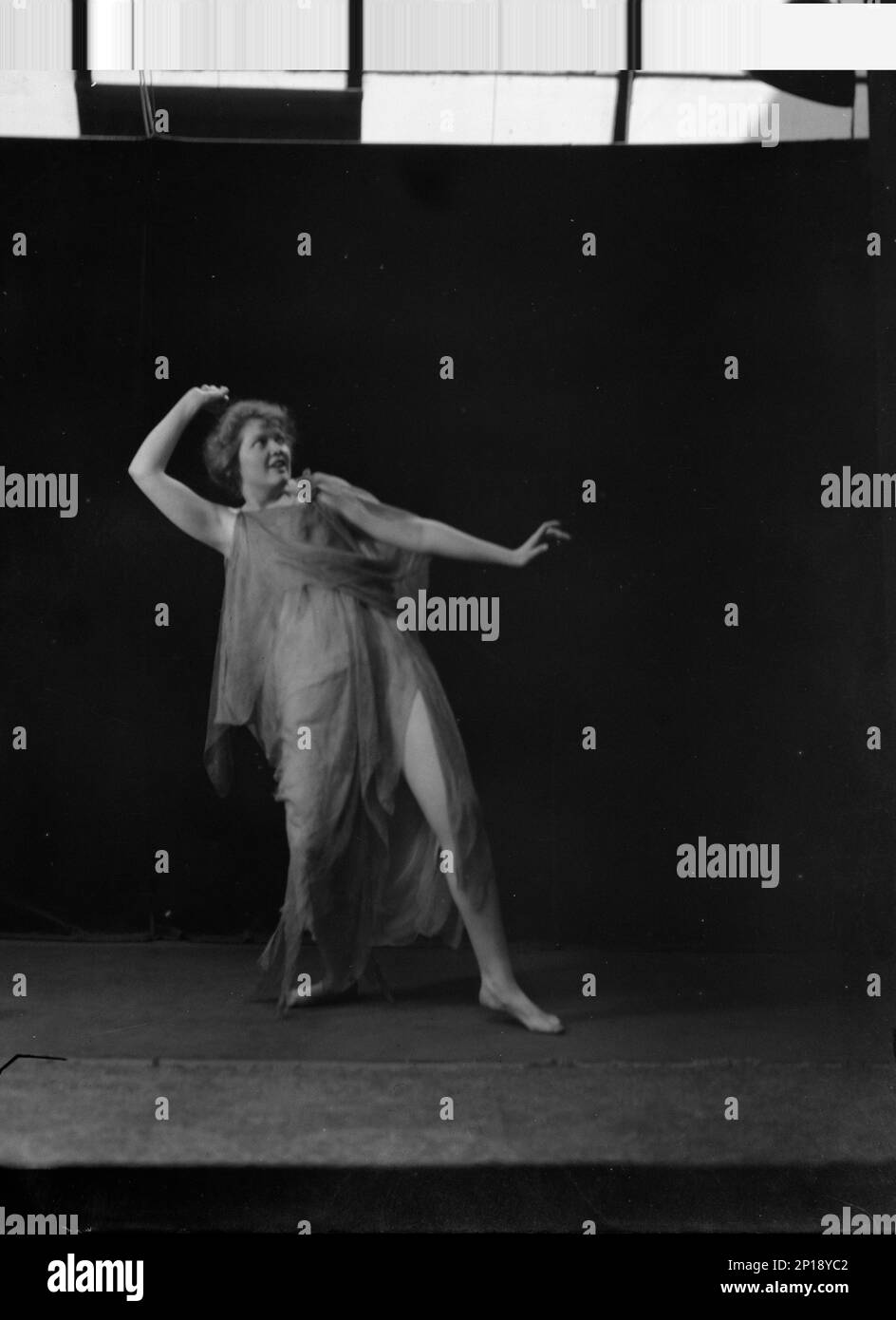 Unidentified dancer, possibly an Elizabeth Duncan dancer, between 1911 ...