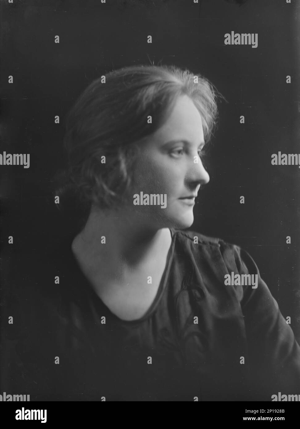 Miss Florence Von Wien, portrait photograph, 1919 Feb. 19 Stock Photo ...