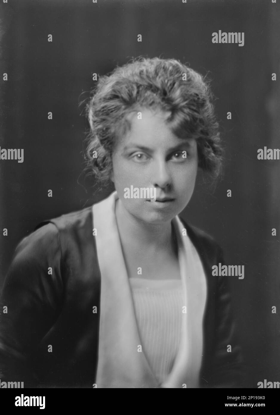 Miss Helen Wilson, portrait photograph, 1918 July 3 Stock Photo - Alamy