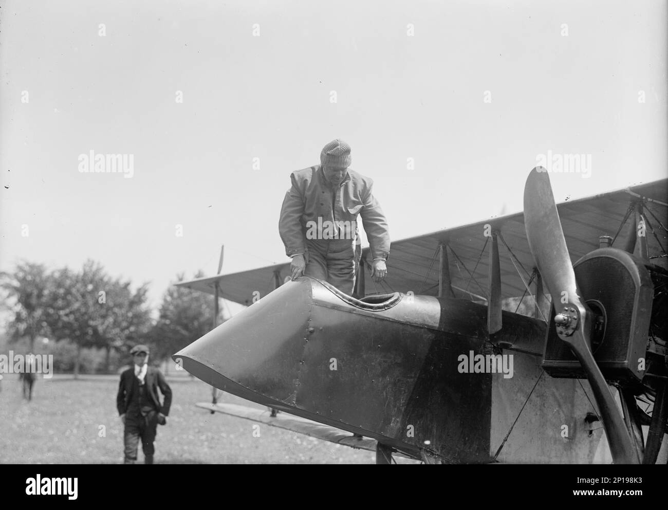 Curtiss Airplane Tests And Demonstrations; Twin Engine Biplane, Potomac ...