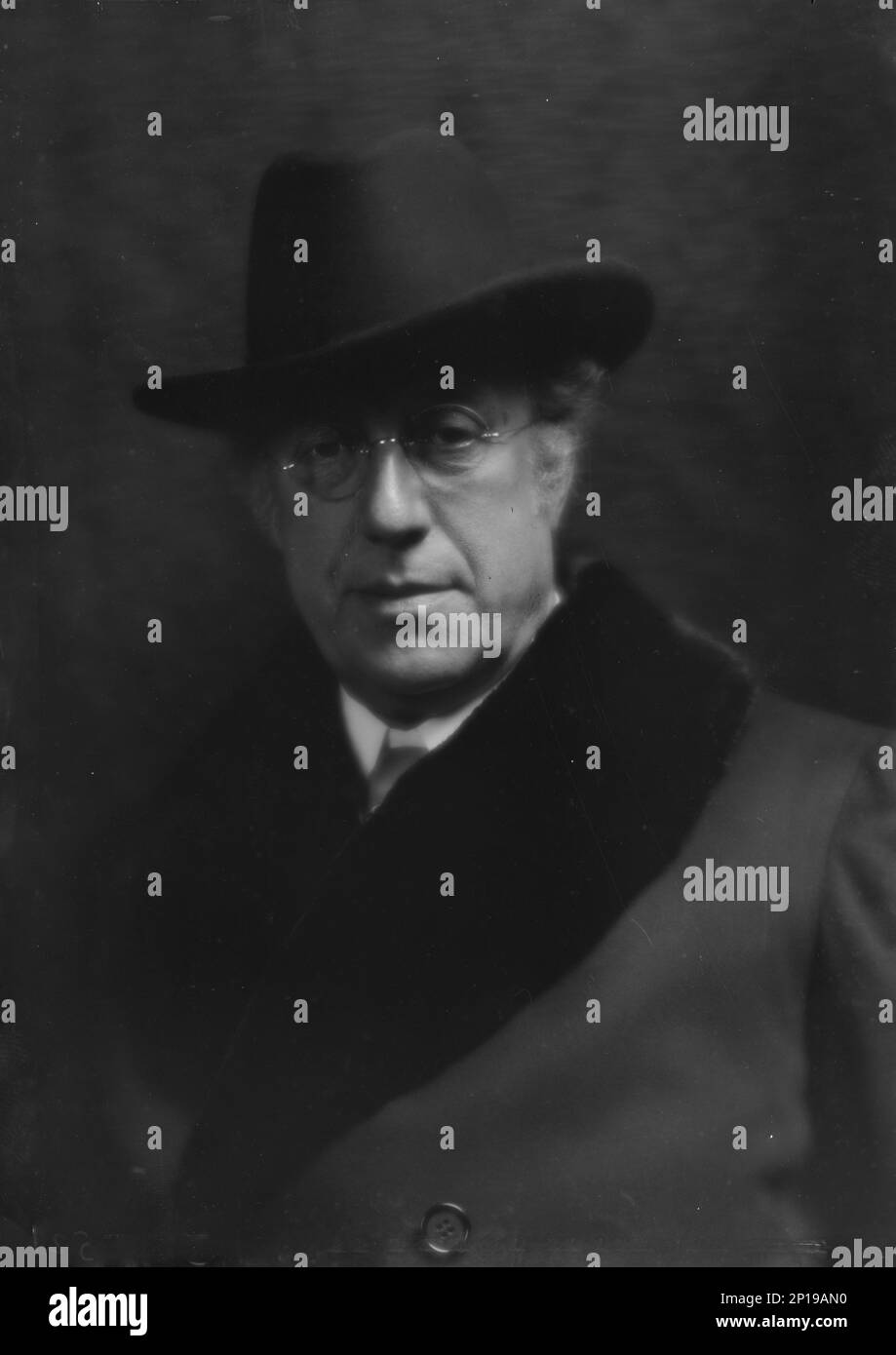 C freund hi-res stock photography and images - Alamy