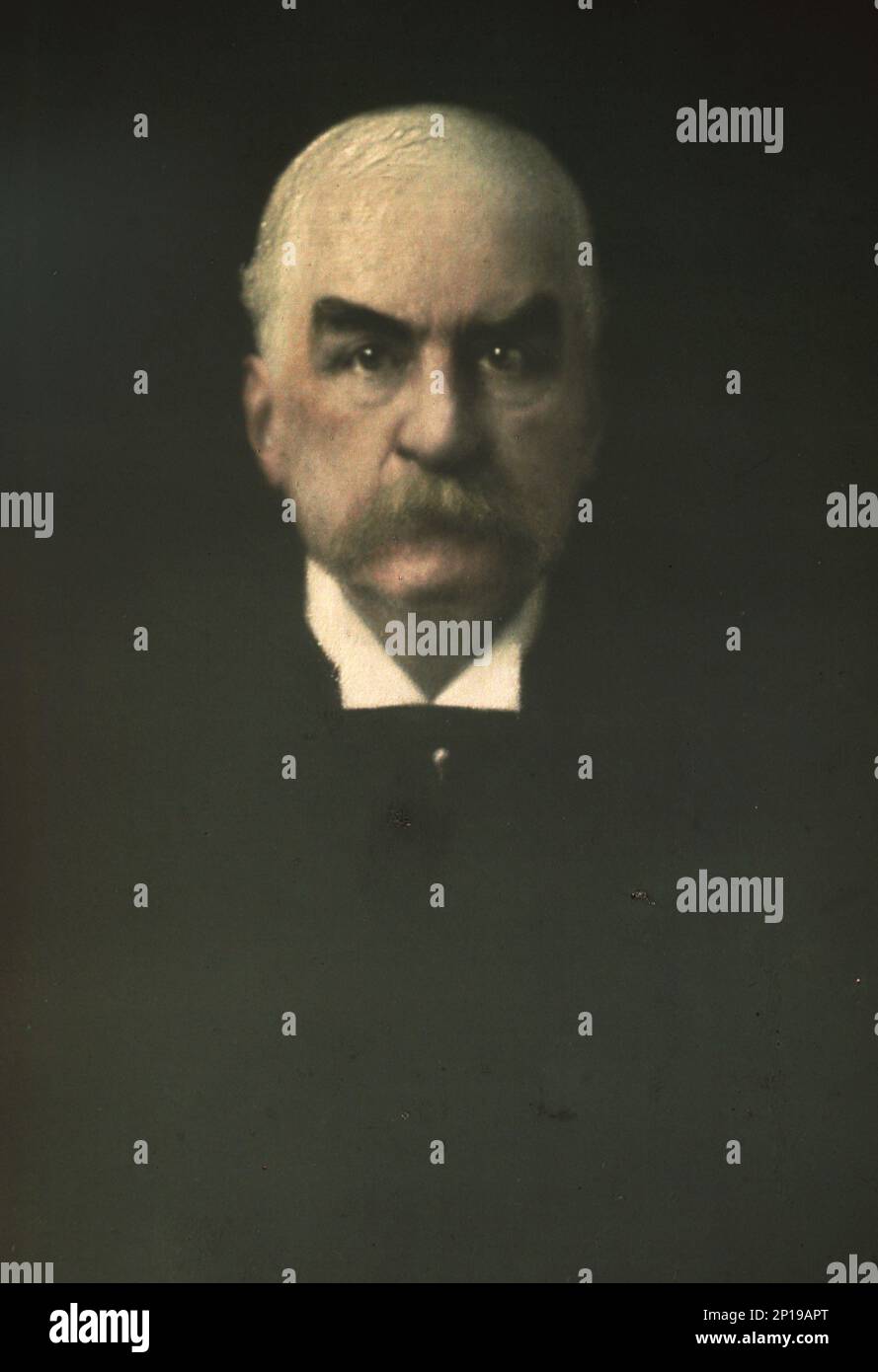 Jp morgan portrait hi-res stock photography and images - Alamy