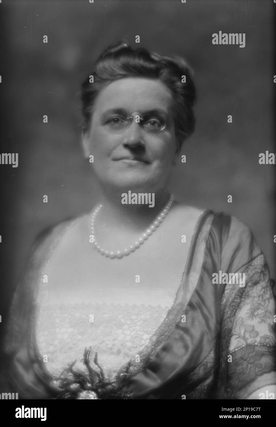 Moore mrs william h hi-res stock photography and images - Alamy