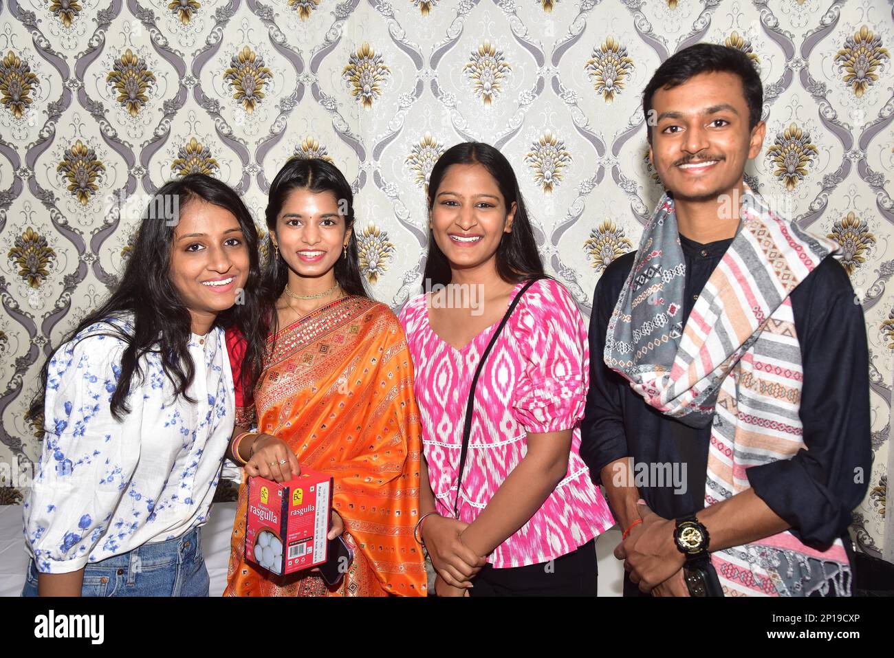 Fans photoshoot with folk music sensation Maithili Thakur along with ...