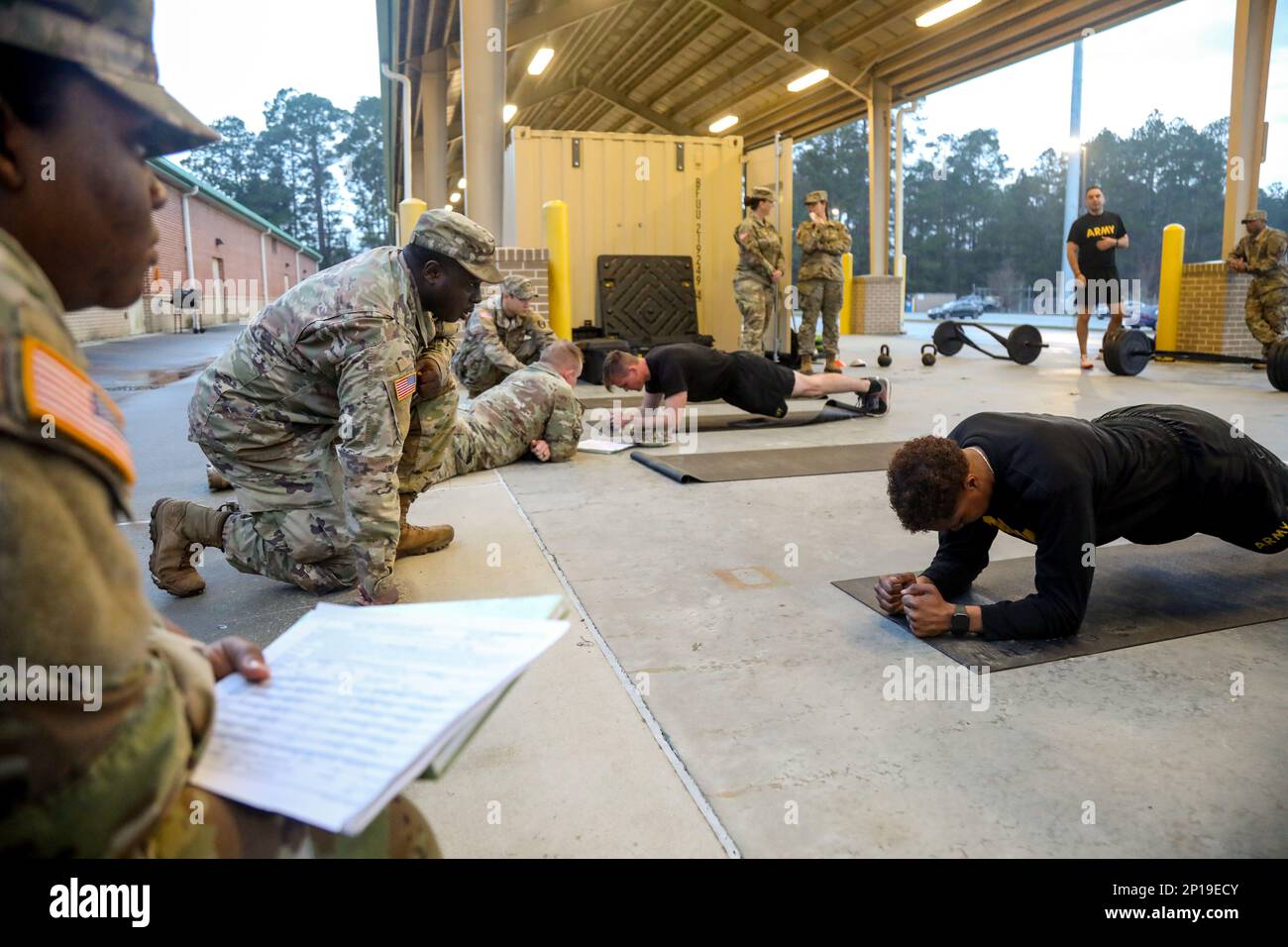 U.S. Army Soldiers assigned to the 3rd Division Sustainment Brigade ...