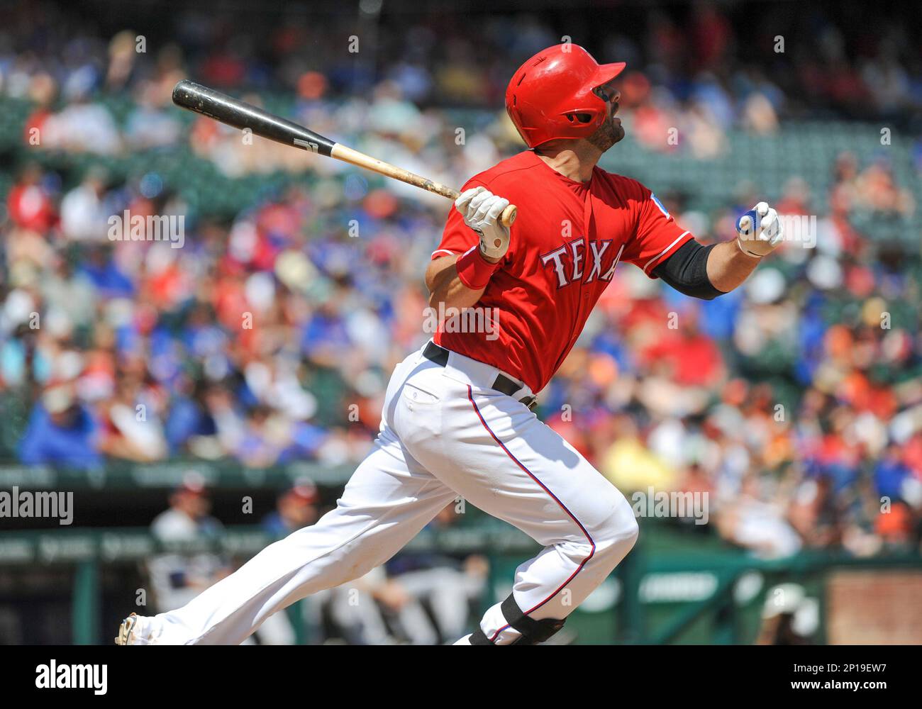 June 9, 2016: Texas Rangers first baseman Mitch Moreland #18 during an ...