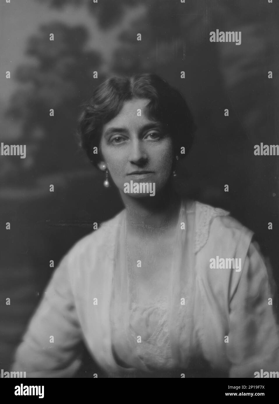 Mrs william a read hi-res stock photography and images - Alamy