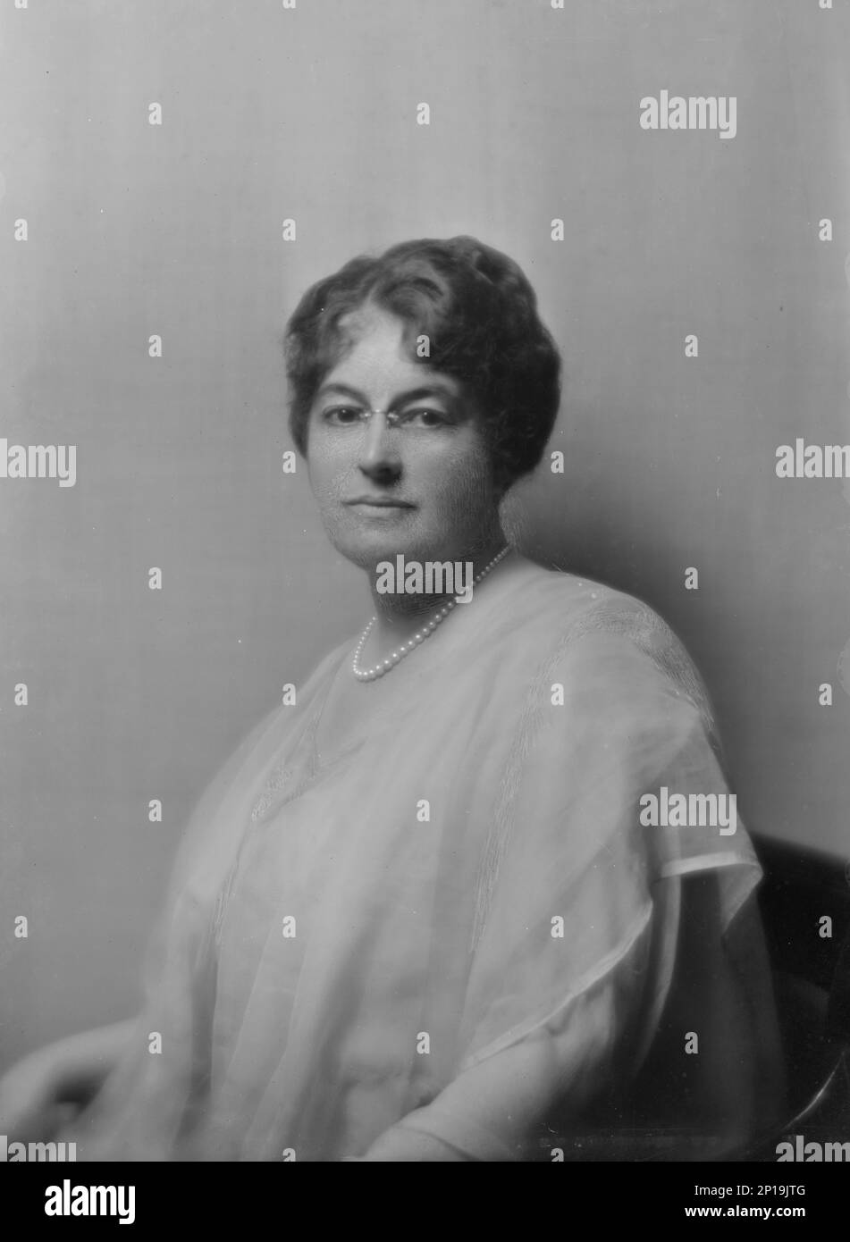 Wertheimer, M.A., Mrs., portrait photograph, between 1916 and 1929 ...