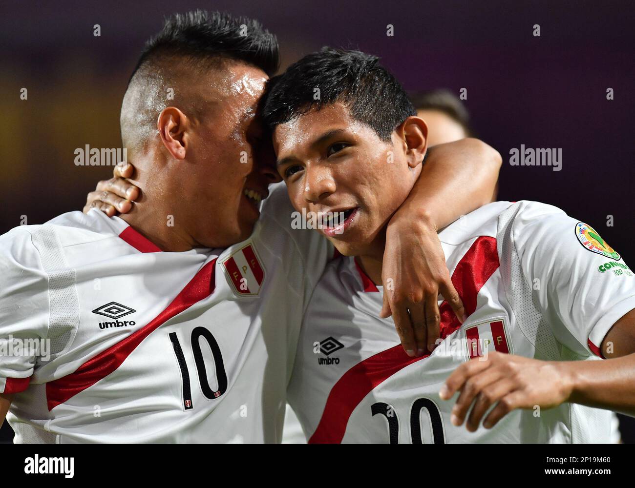 Peru forward Edison Flores (20) celebrates his goal during first half ...