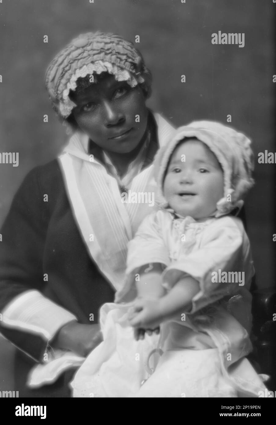 Bates, Blanche, Miss (Mrs. George Creel), baby of, portrait photograph ...