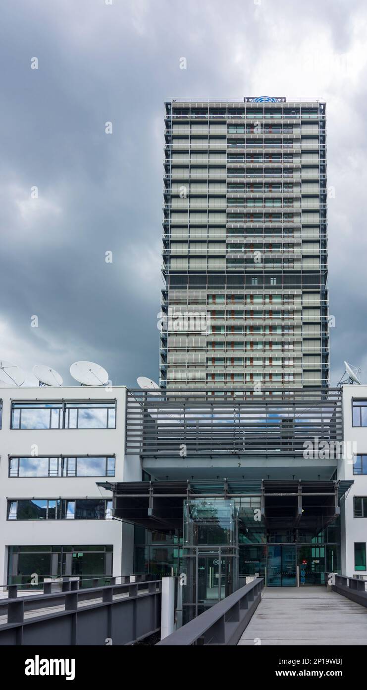 Bonn: Deutsche Welle's main broadcasting center (Schürmann building ...