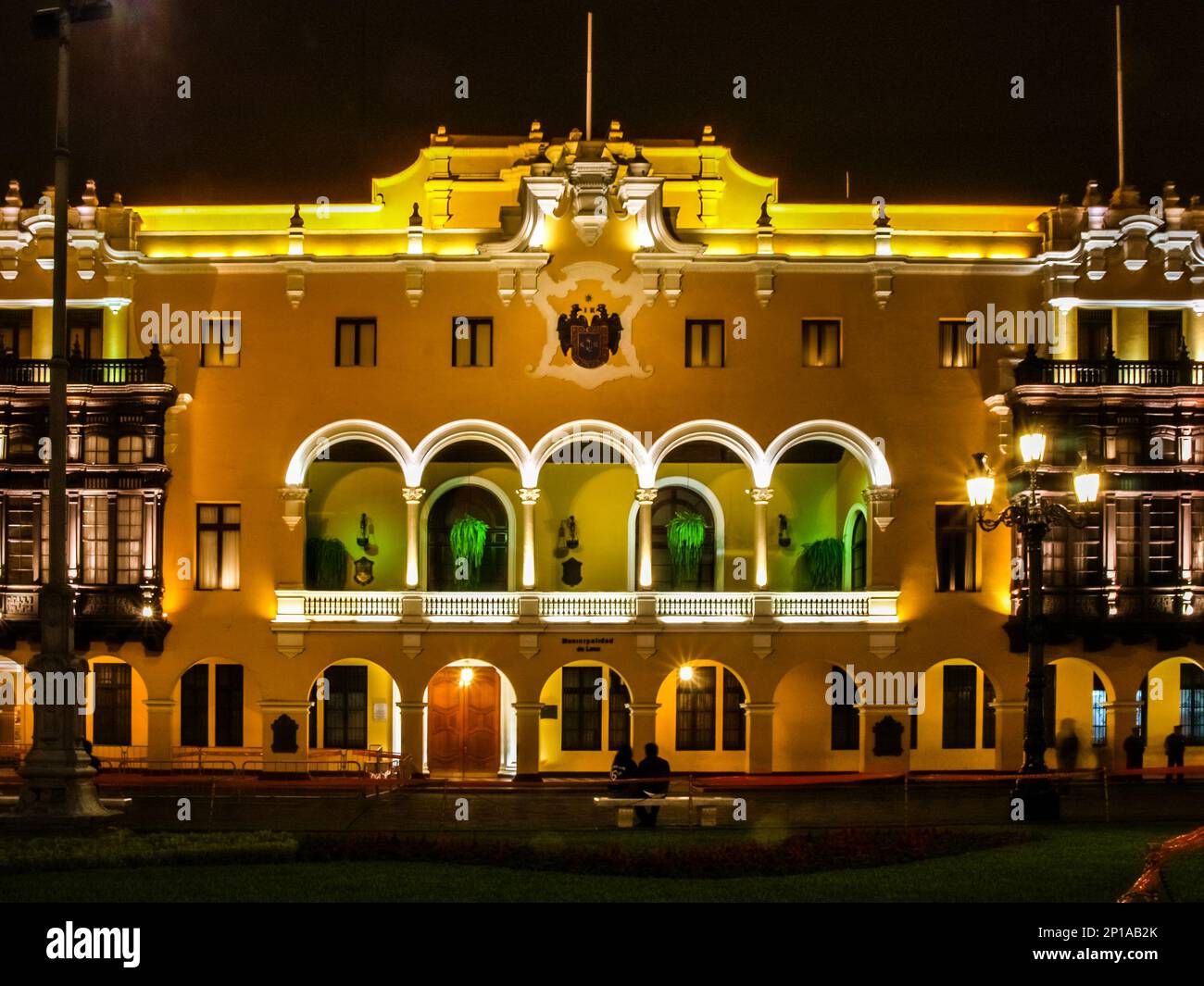 Town hall, aka Palacio Municipal, at Plaza Mayor in Lima, Peru Stock ...