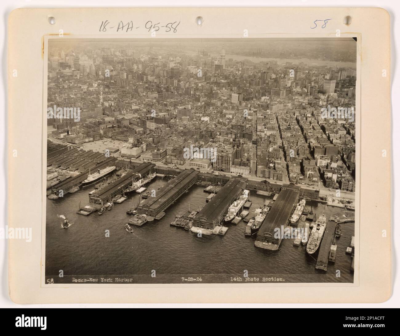 New York - Docks-New York Harbor, Aerial Photograph Stock Photo - Alamy