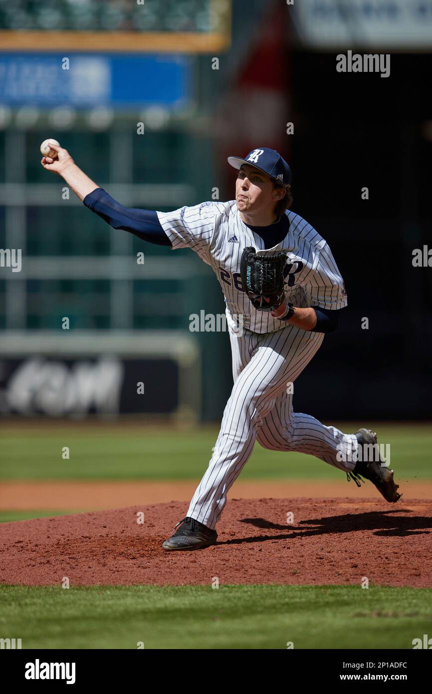 Rice Owls starting pitcher Parker Smith (26) in action against the ...