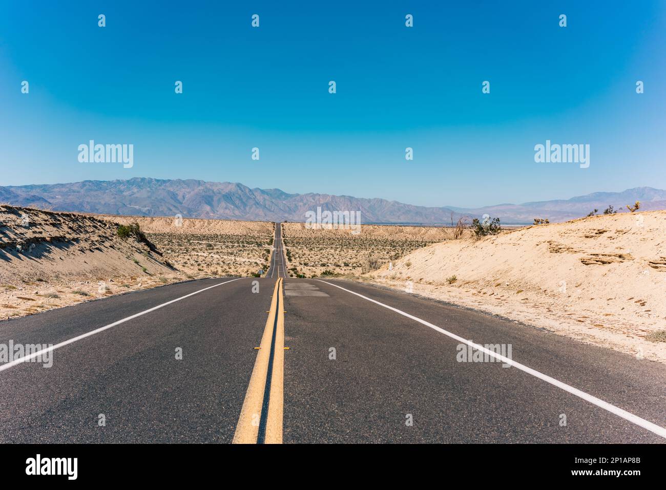 Anza-Borrego state park desert road Stock Photo - Alamy