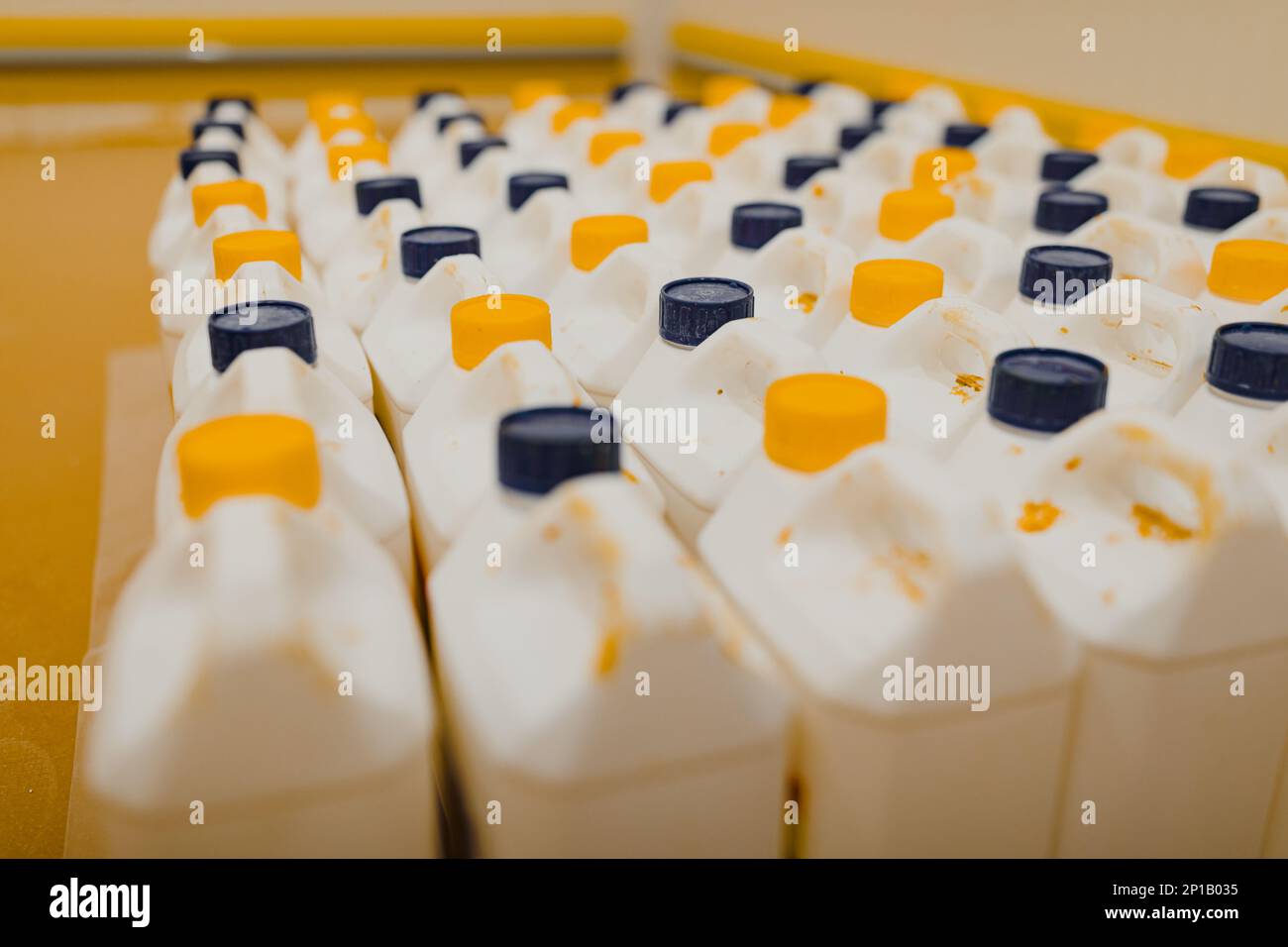 Transporting oil barrels hi-res stock photography and images - Alamy