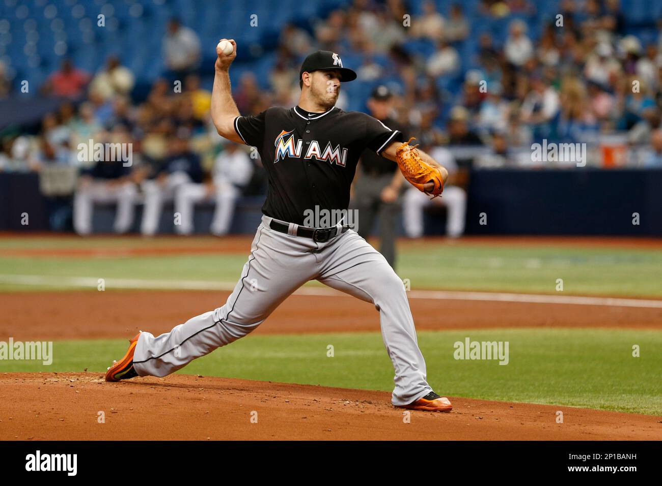 26 May 2016: Miami Marlins starting pitcher Jose Fernandez (16 ...