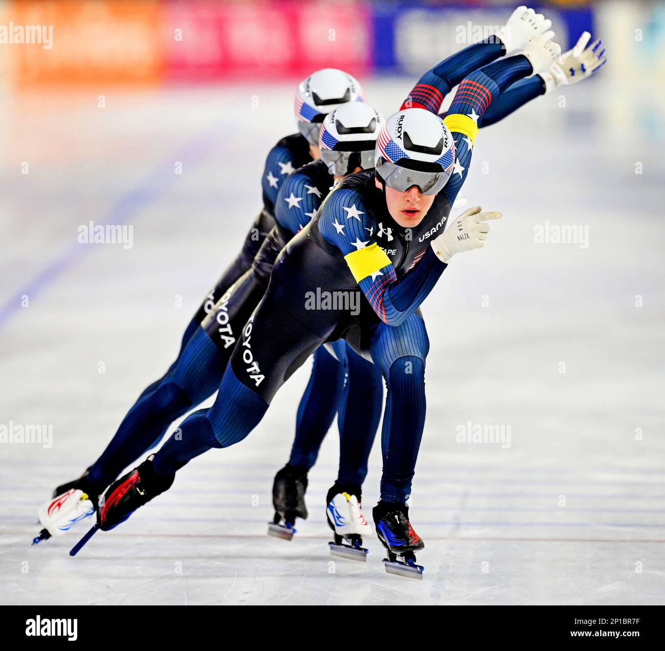 HERENVEEN - Valerie Maltais, Ivanie Blondin, Isabelle Weidemann of team ...