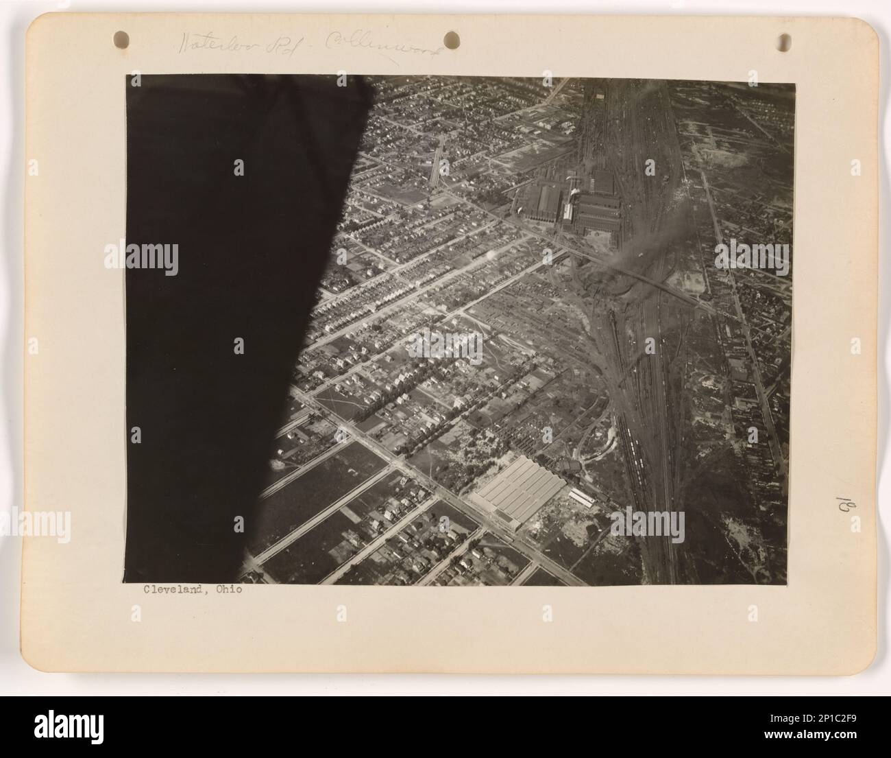 Aerial view above cleveland ohio hi-res stock photography and images ...