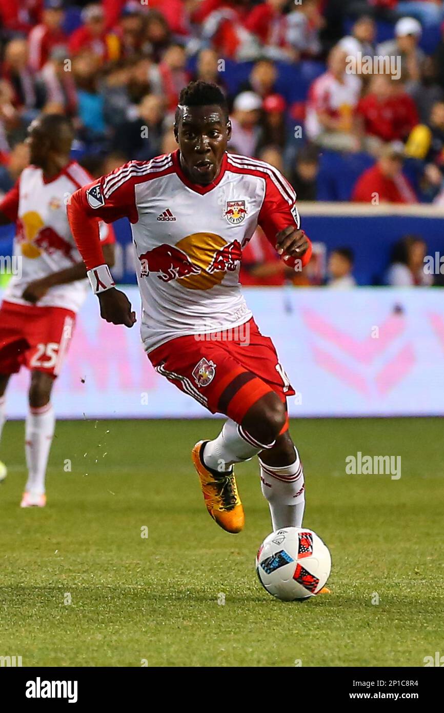 18 MAY 2016: New York Red Bulls midfielder Lloyd Sam (10) during the ...