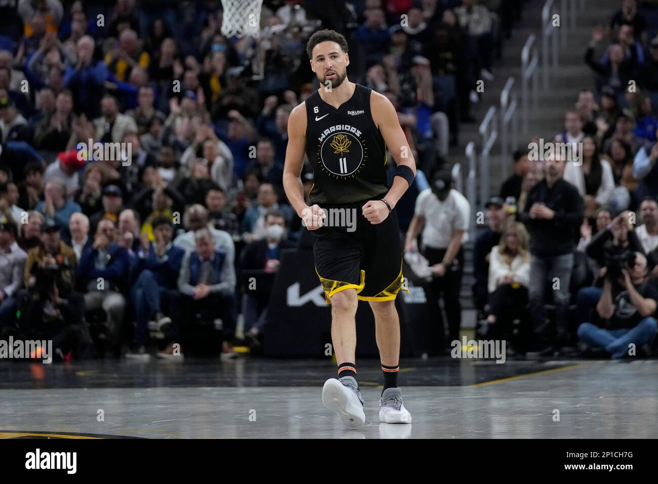 Golden State Warriors guard Klay Thompson against the Los Angeles ...