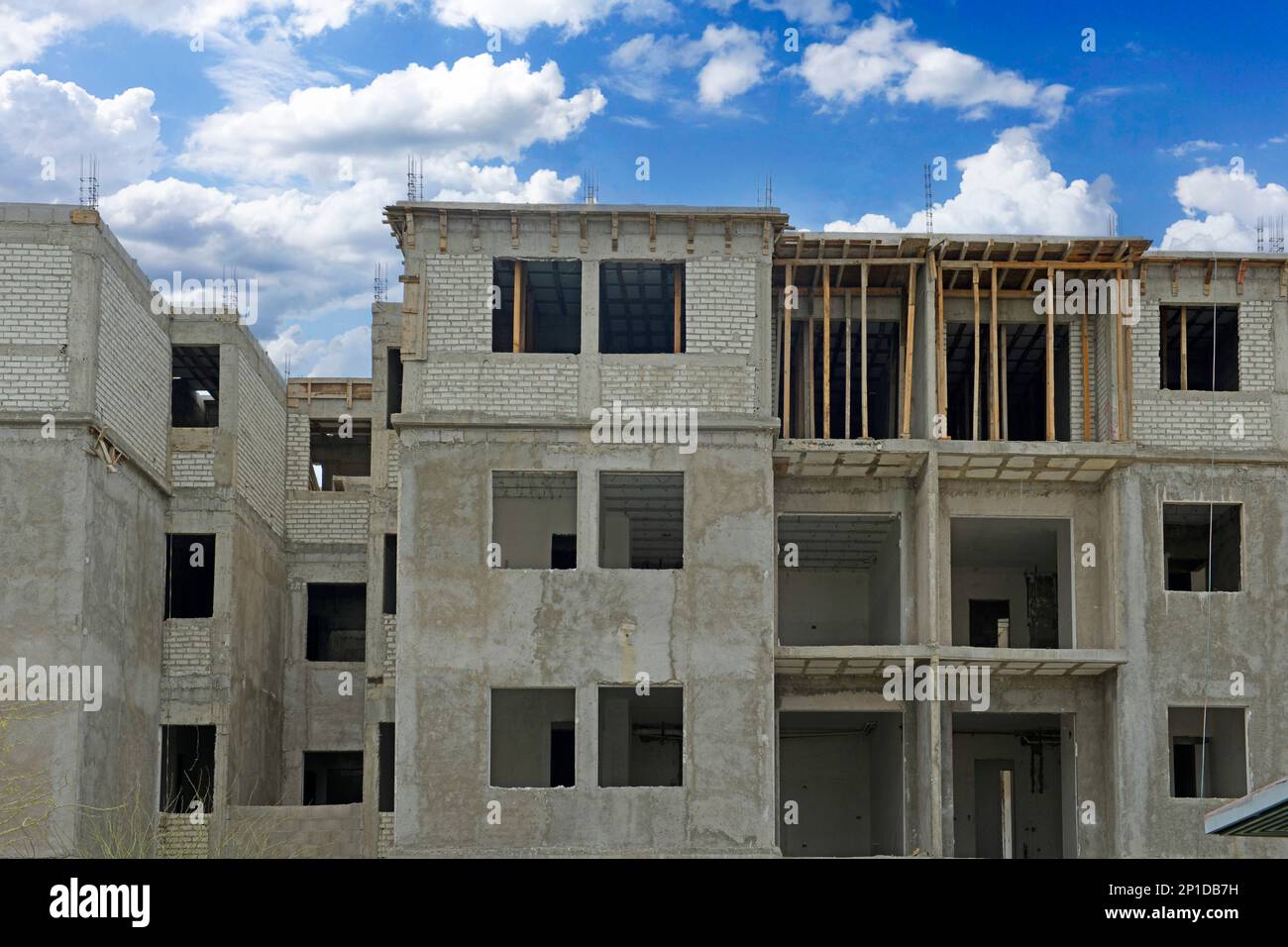 Under construction, the Alta Monaco apartments in Hermosillo, Mexico ...
