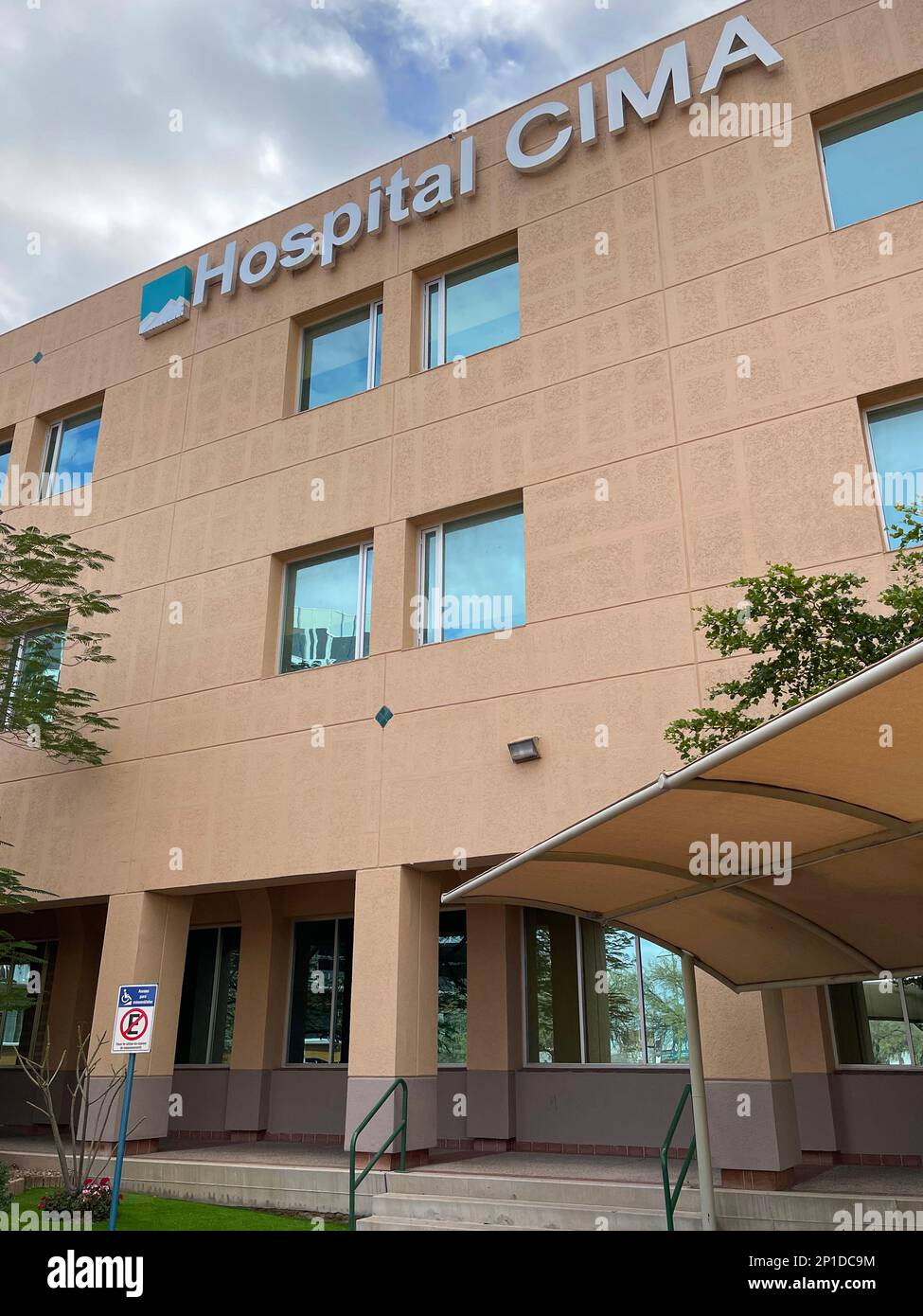Hospital CIMA in Hermosillo, Mexico Stock Photo - Alamy
