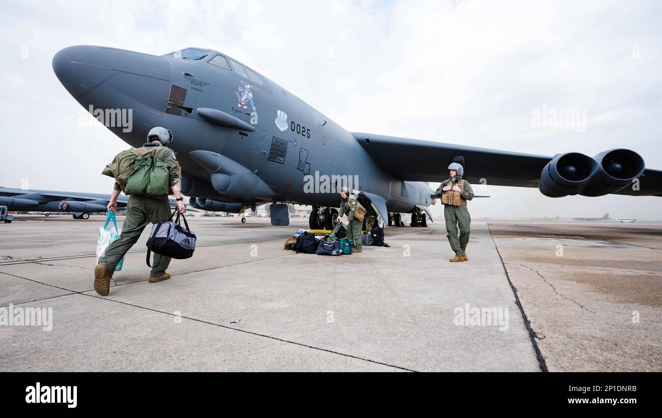 2nd Bomb Wing aircrew prepare to board a B-52H Stratofortress at ...