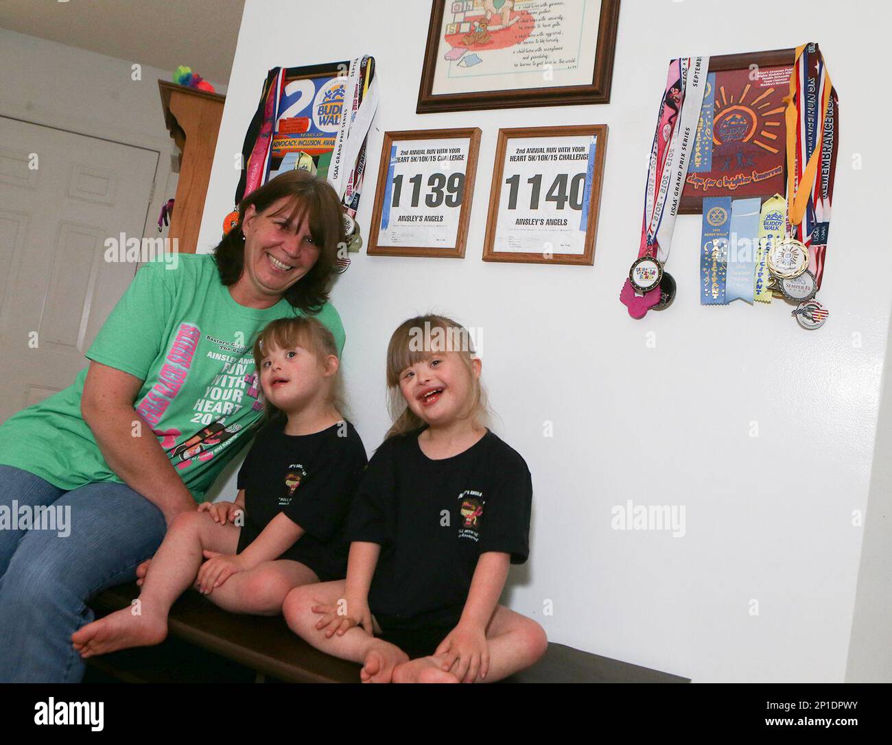 Renee Brown poses with her daughters, Emmalyn Brown and Cailynn Brown ...