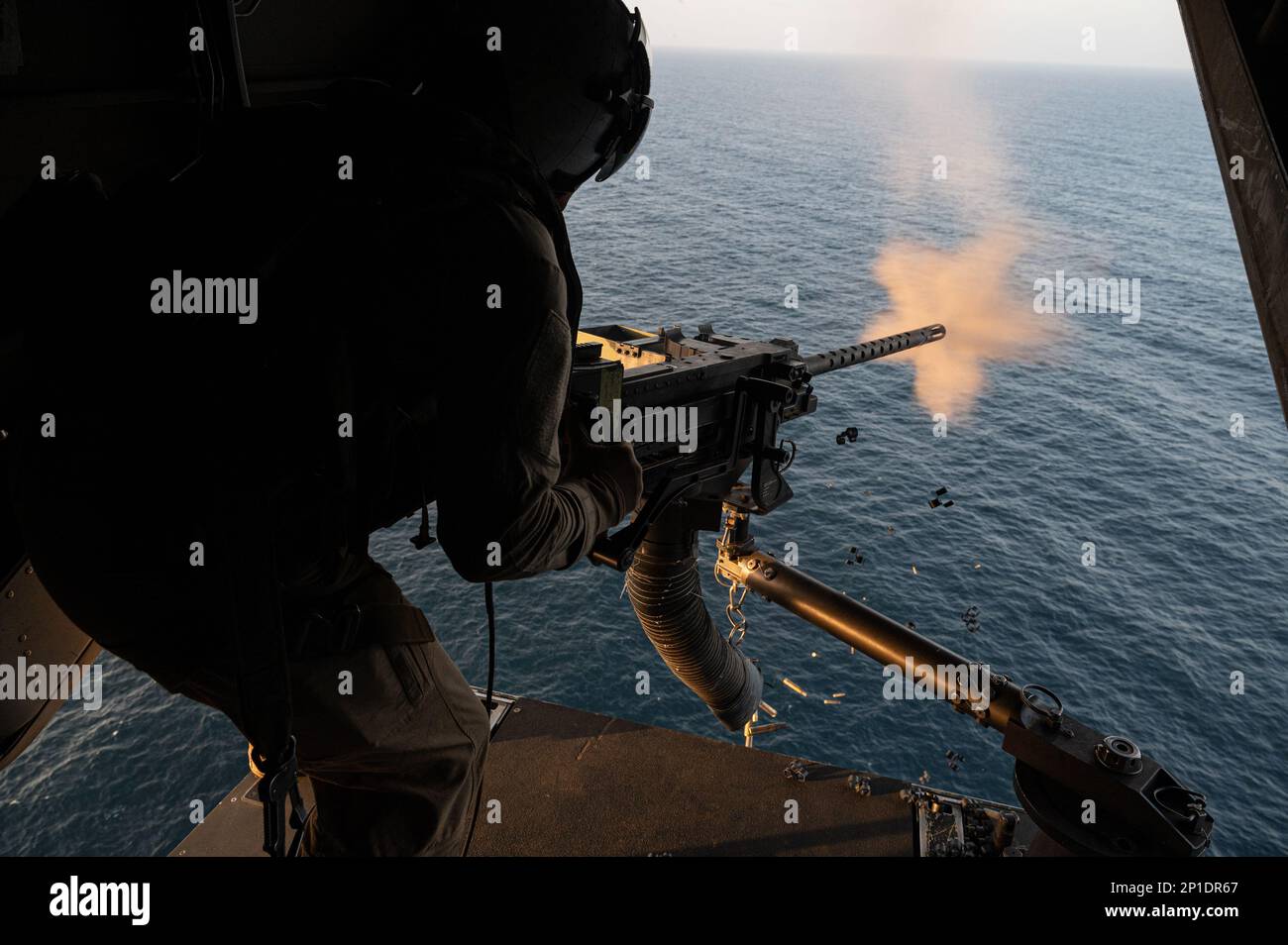 A U.S. Marine Corps MV-22 Osprey crew chief assigned to Marine Medium ...