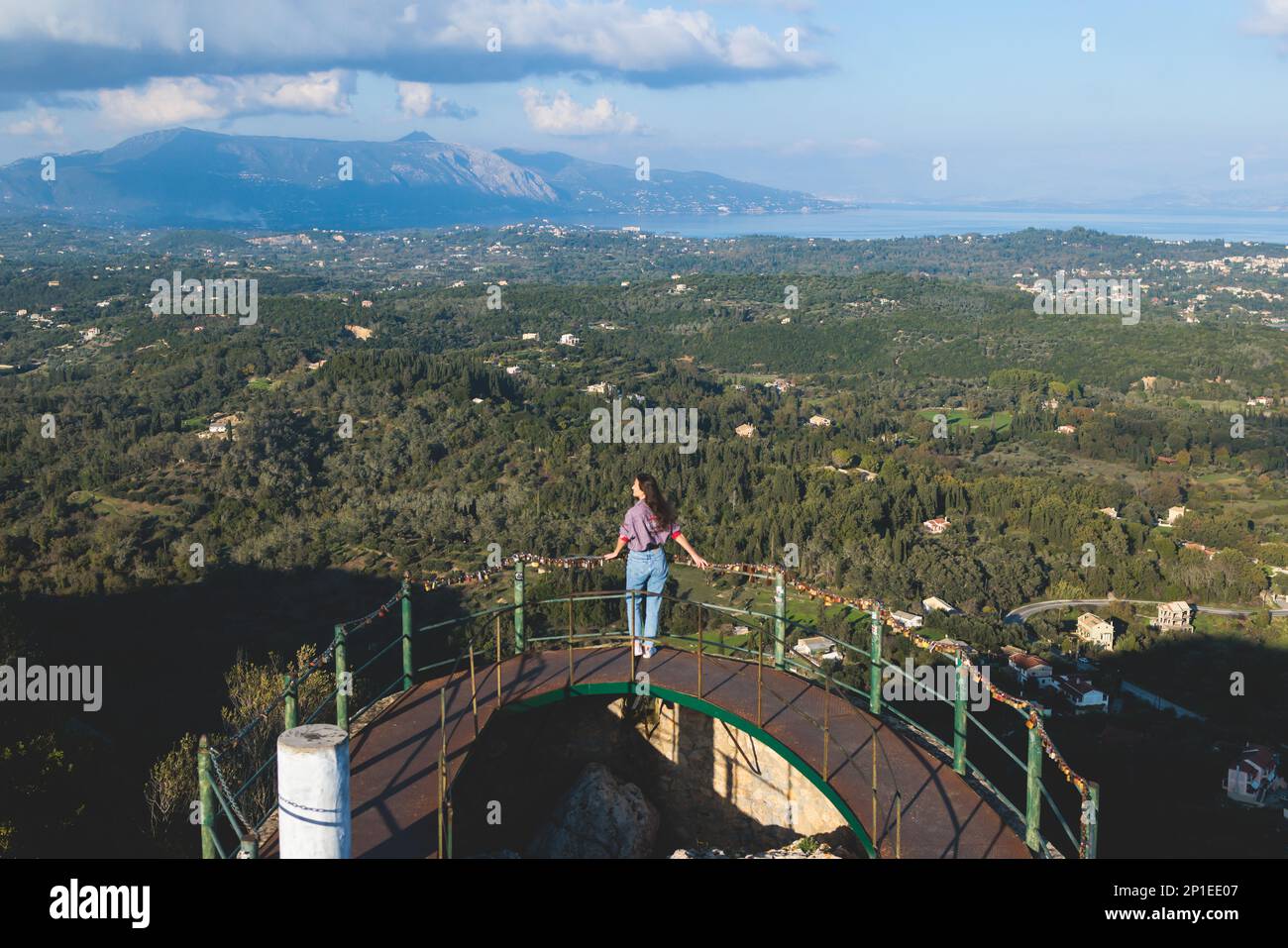 View of Kaiser's Throne observation deck lookout, Pelekas village ...