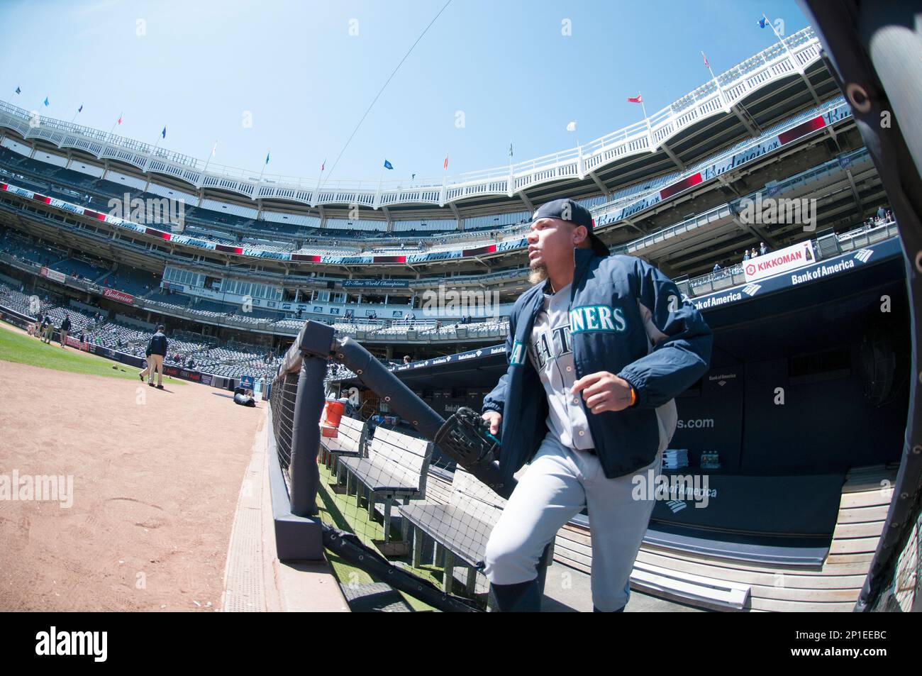Seattle Mariners pitcher Felix Hernandez (34) during game against the ...