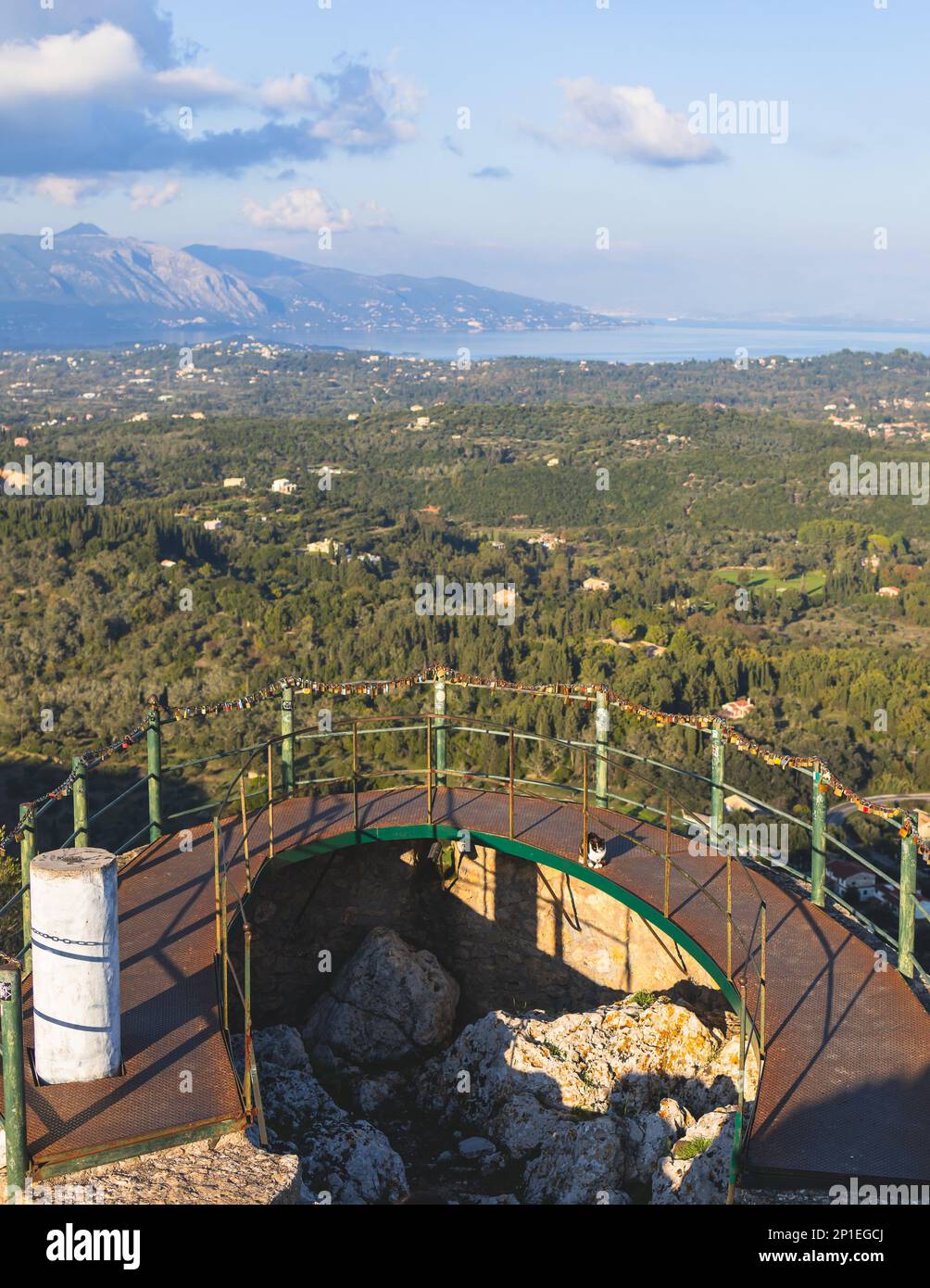 View of Kaiser's Throne observation deck lookout, Pelekas village ...