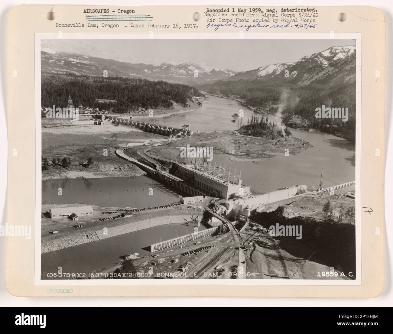 Oregon - Bonneville Dam, Aerial Photograph Stock Photo - Alamy