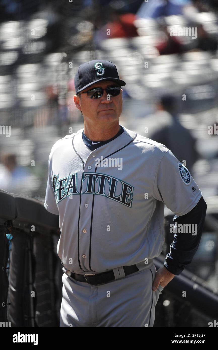Seattle Mariners manager Scott Servais (9) during game against the New ...