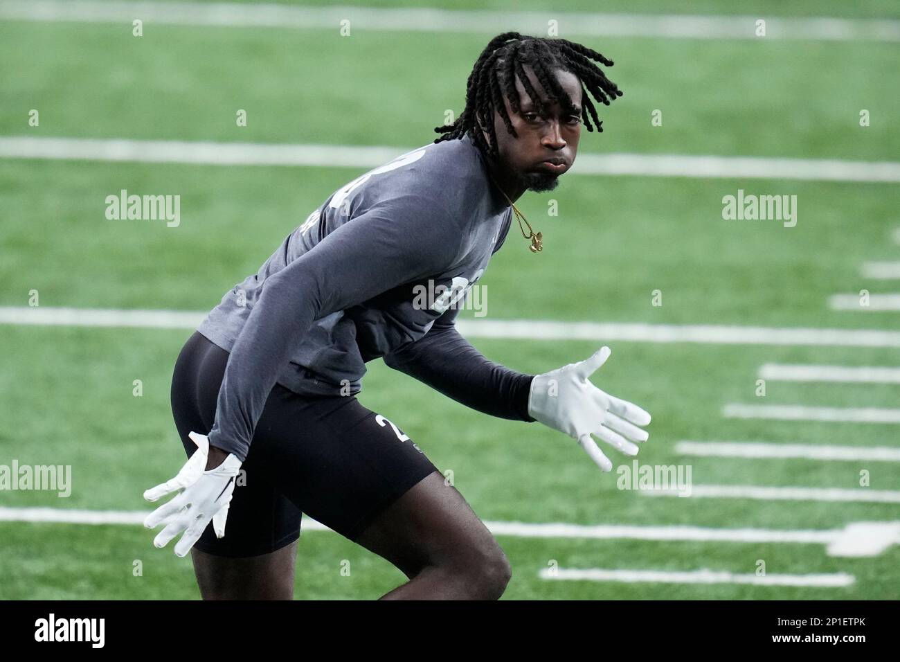 South Carolina defensive back Darius Rush runs a drill at the NFL ...