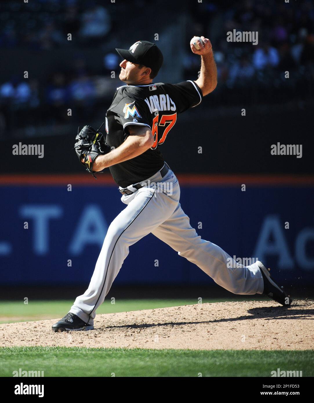 Miami Marlins pitcher Bryan Morris (57) during game against the New ...