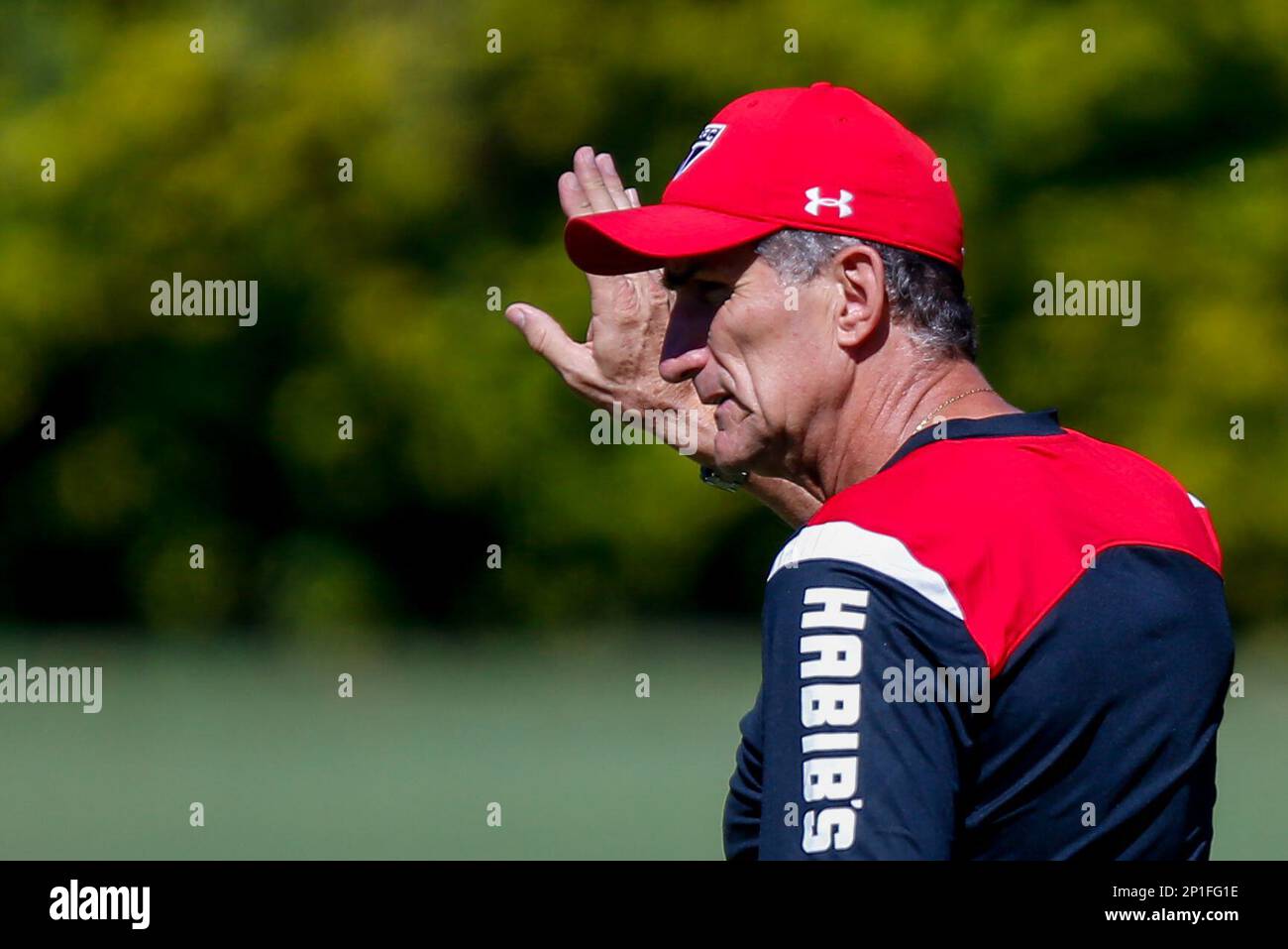 SAO PAULO - SP - 19/04/2016 - TREINO DO SAO PAULO - Edgardo Bauza ...