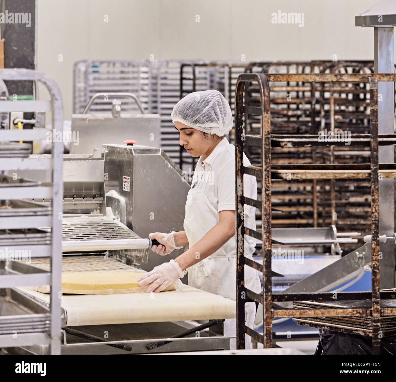 Bakery cake racks hi-res stock photography and images - Alamy
