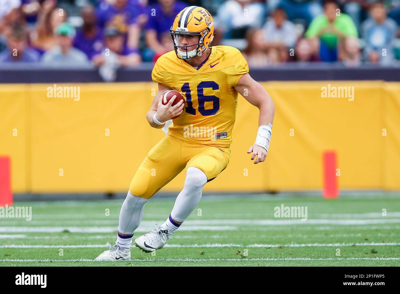 April 16, 2016: LSU Tigers quarterback Danny Etling (16) during the LSU ...