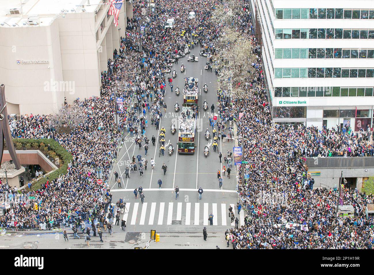 The Villanova basketball team rides on buses during a parade ...