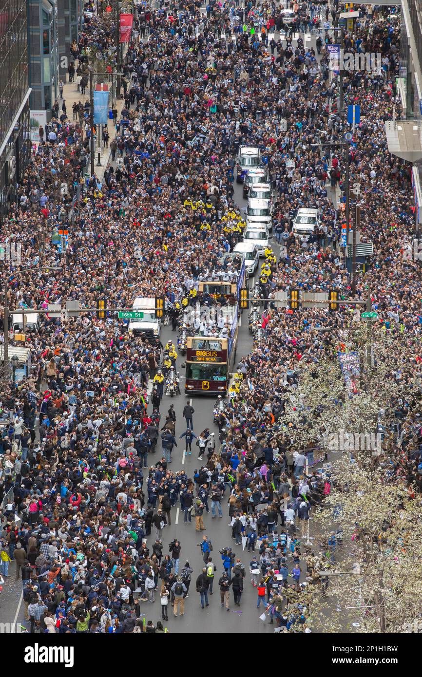 The Villanova basketball team rides on buses during a parade ...