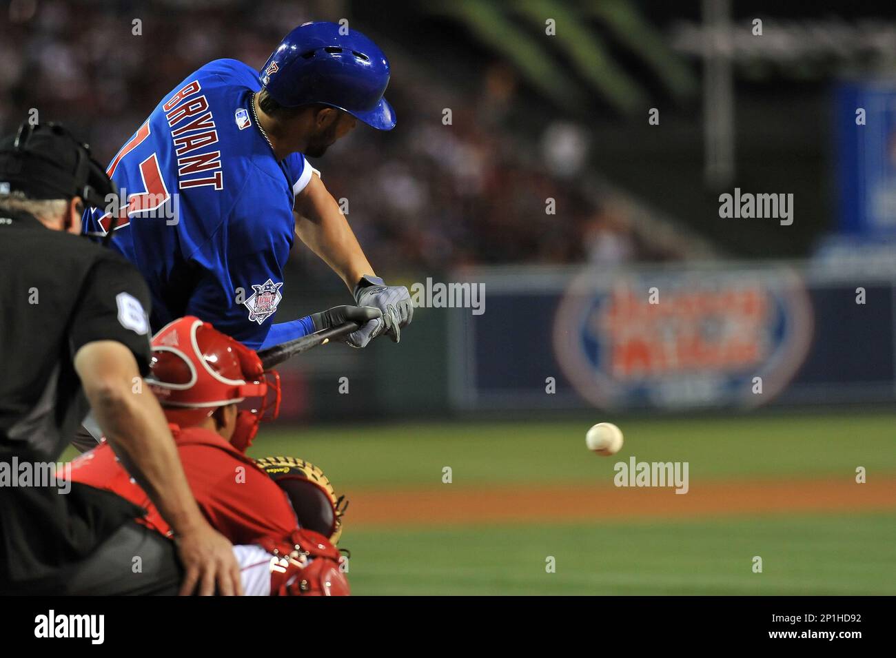 April 4, 2016 Anaheim, CA..Chicago Cubs third baseman Kris Bryant #17 ...
